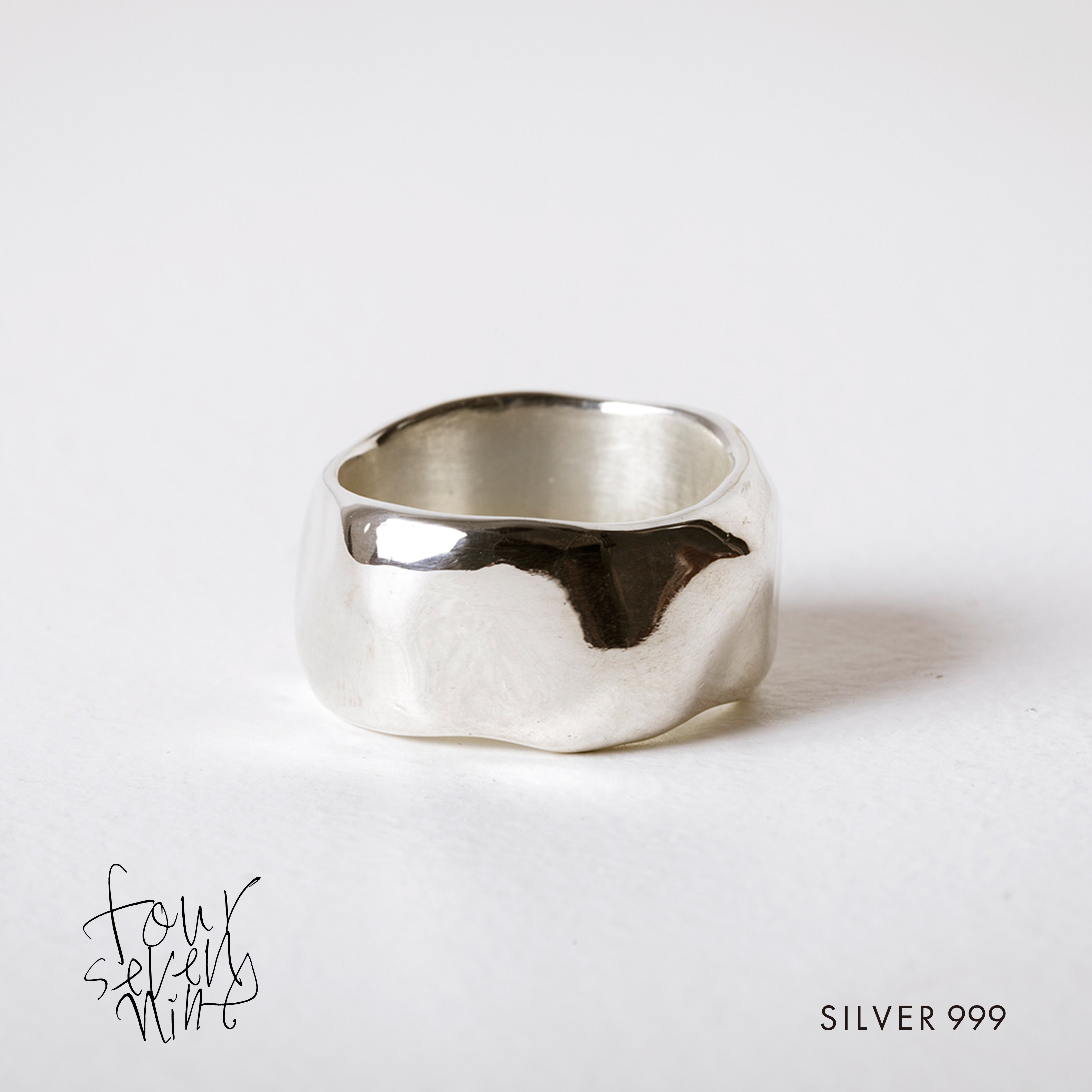 01-156 | RING | four seven nine